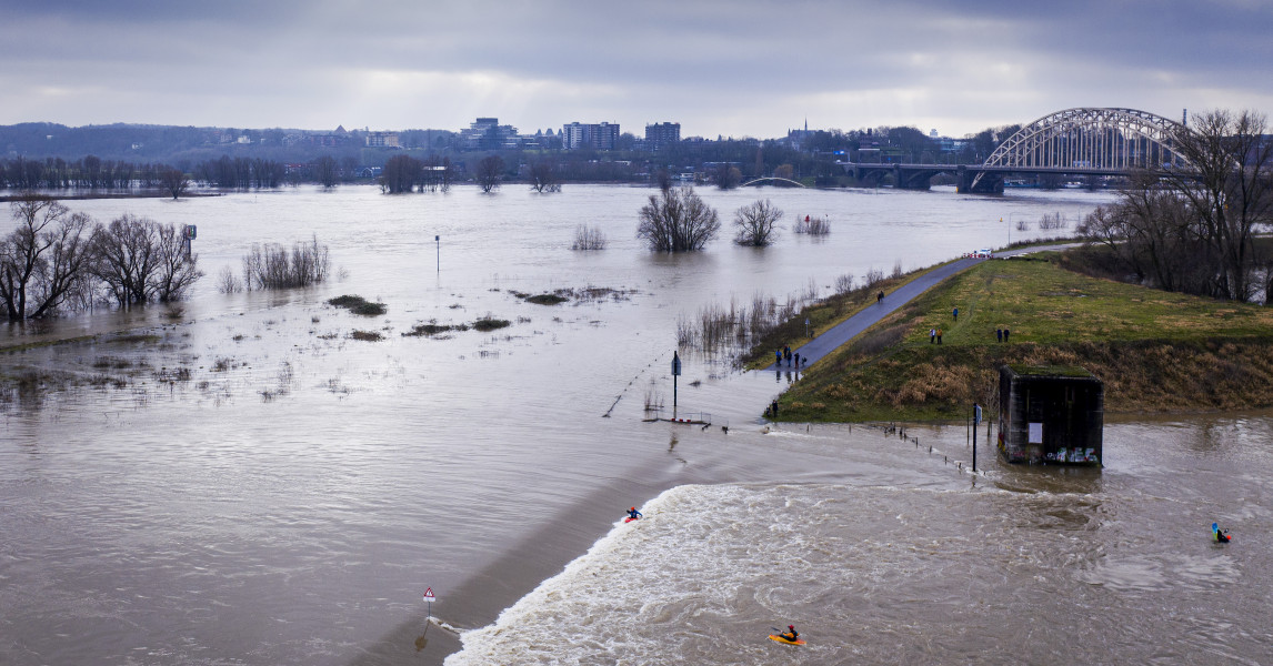 Rijkswaterstaat: hoogwater in grote rivieren valt mee | WNL