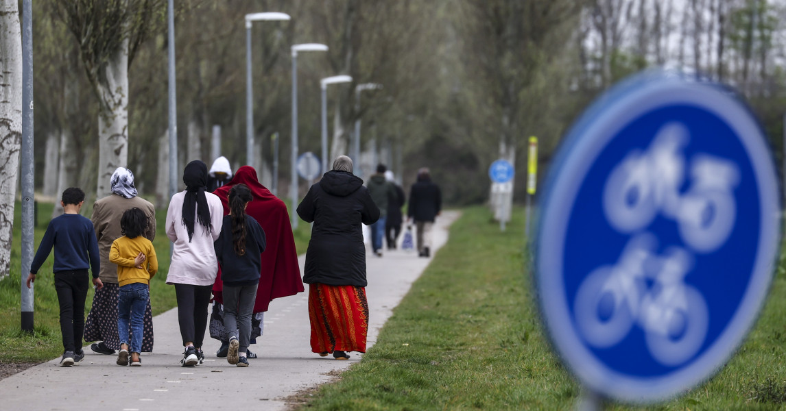 Fractievoorzitter VVD Enschede: in kaart brengen hoeveel asielzoekers ...