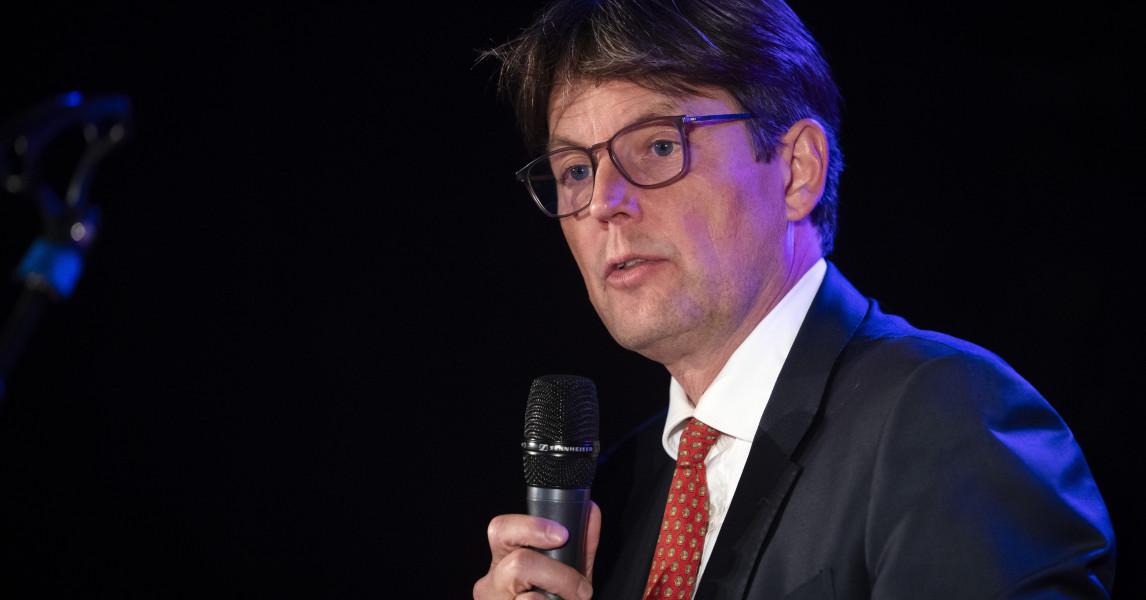 Shell-topman Frans Everts: Mogelijk tankstations dicht als Shell ...