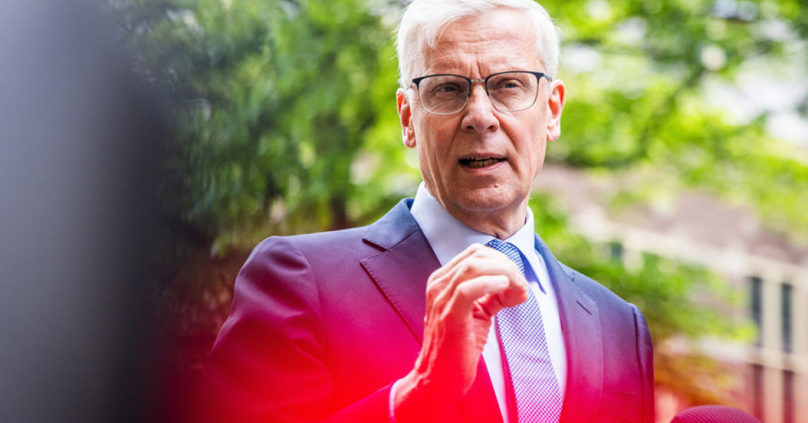 Marnix van Rij (IMF): ‘Wereldwijde schulden echt riskant’ | WNL