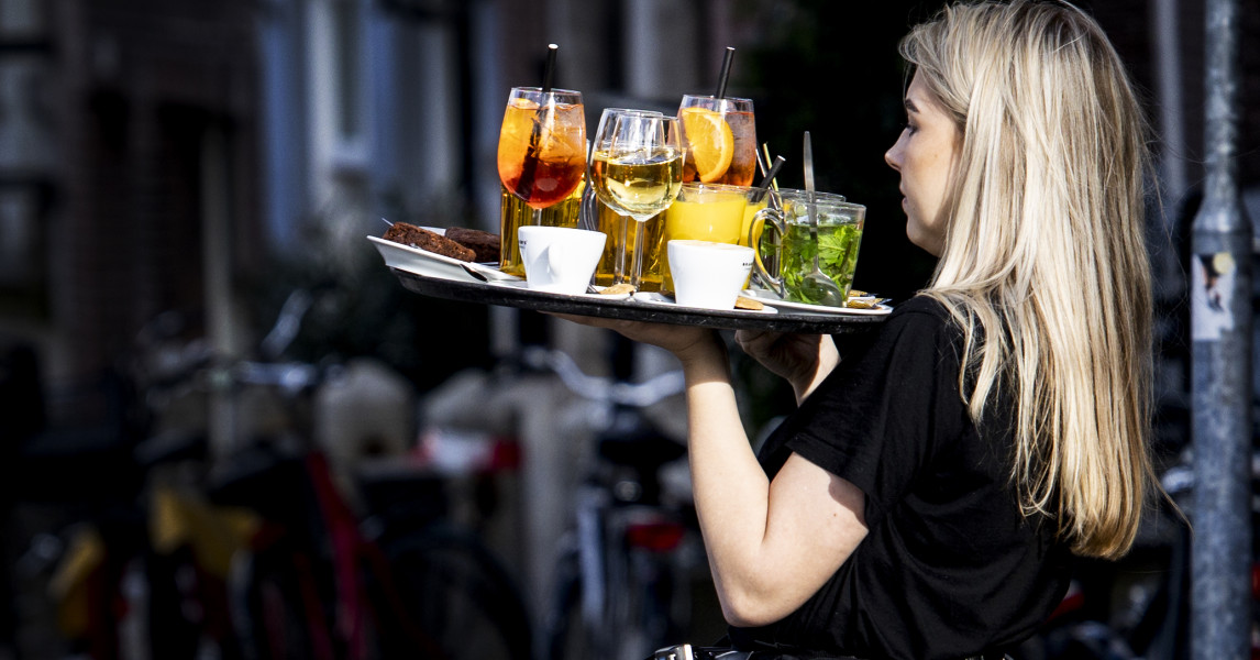 Horecaprijzen omhoog in 2026, vooral door btw-verhoging logies | WNL