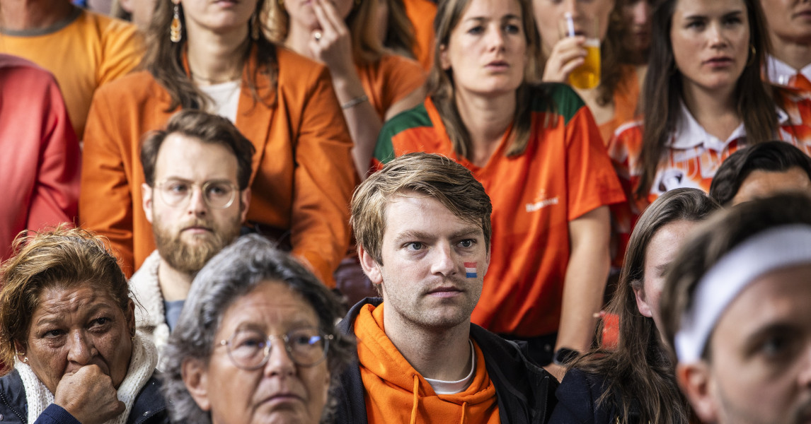 Horeca in meer dan helft van gemeenten langer open tijdens WK | WNL