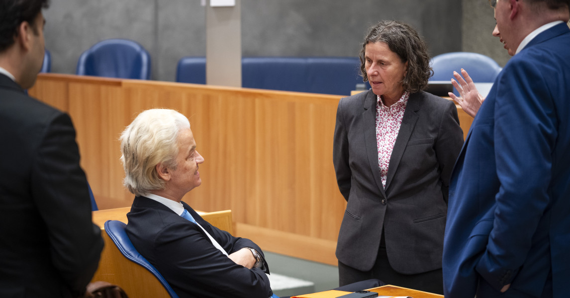 Wilders gooit knuppel in het hoenderhok: 'Hij heeft te maken met een ...
