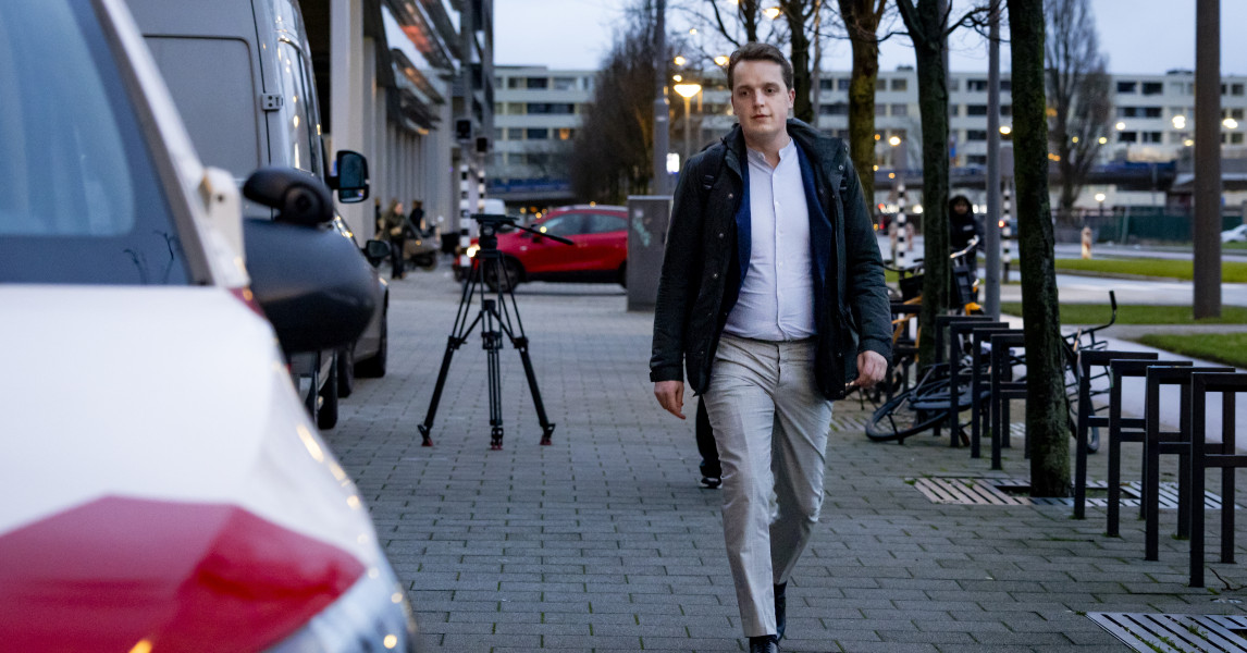 Van Lienden en zakenpartners moeten miljoenenwinst terugbetalen | WNL