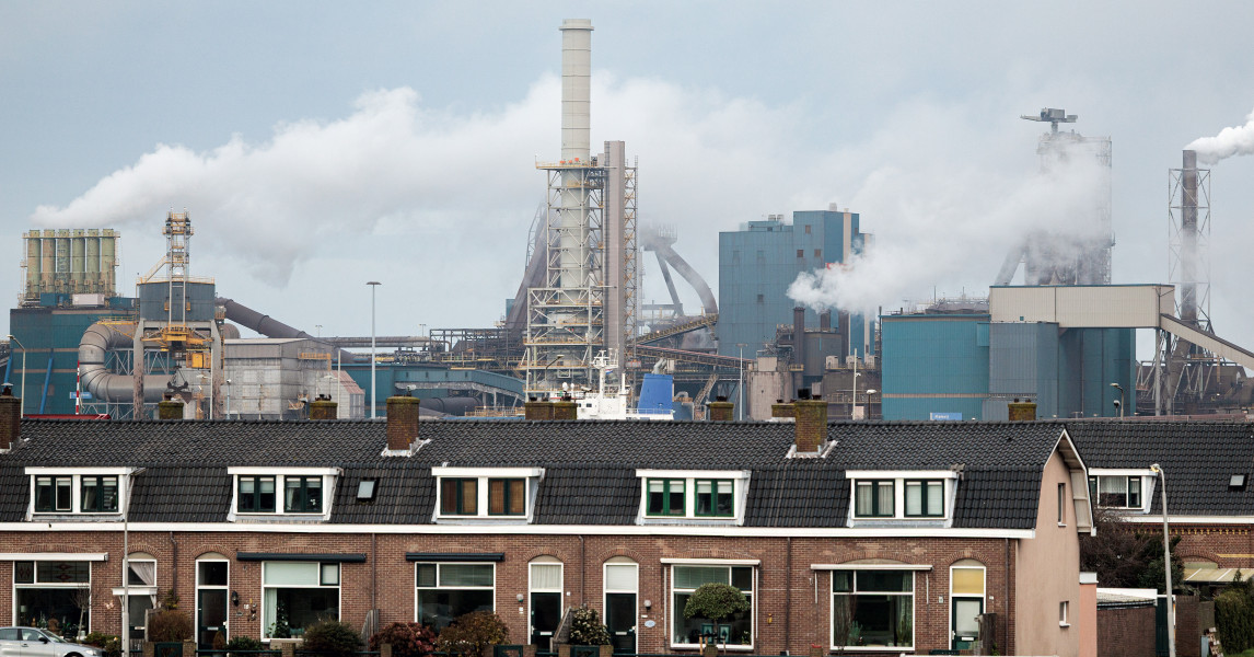 Omwonenden Tata Steel claimen minimaal 1,4 miljard in massaclaim | WNL