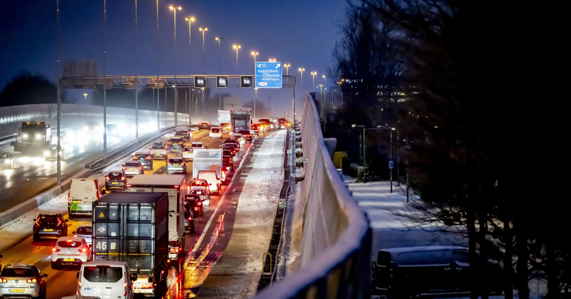 ANWB: minder drukke ochtendspits dan maandag | WNL