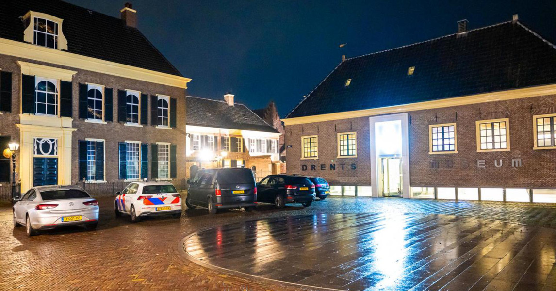 Hamer gevonden op terrein Drents Museum | WNL