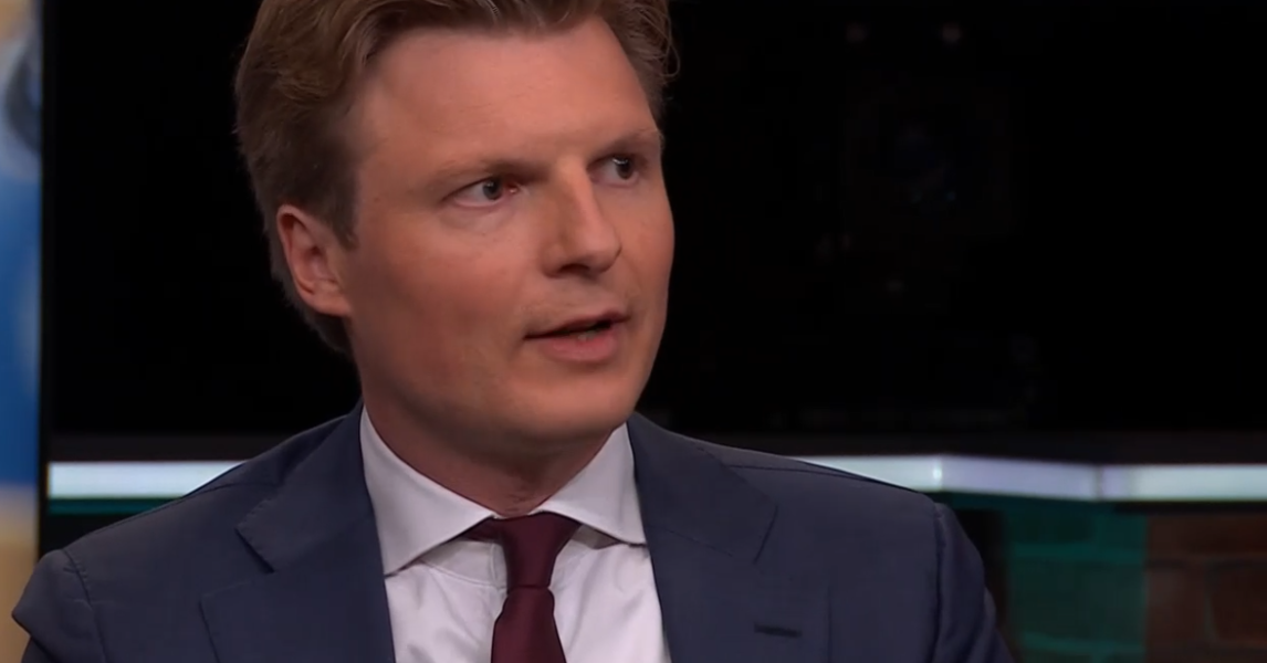 Inmiddels populairdere Brekelmans (VVD) blijft achter Yesilgöz staan ...
