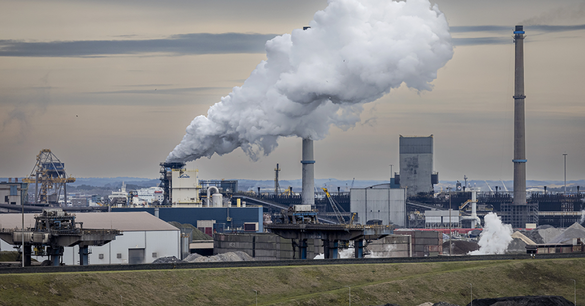 Moet de overheid Tata Steel redden? 'Strategische fabriek binnen je ...