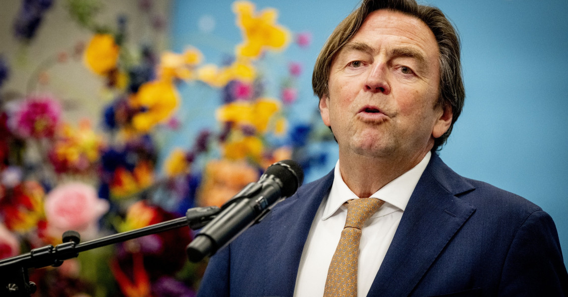 Informateur Wijers legt functie neer om uitspraken in privéappje ...